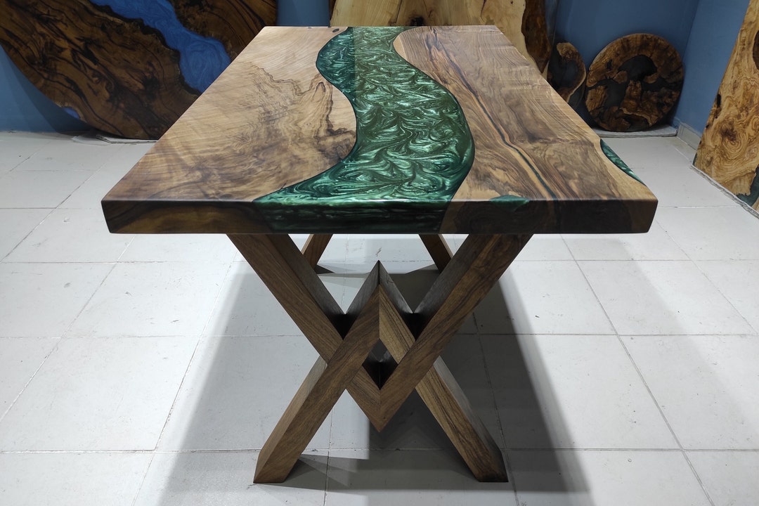 Green Epoxy Resin Walnut Table, Epoxy Dining Table, Dark Walnut Green ...