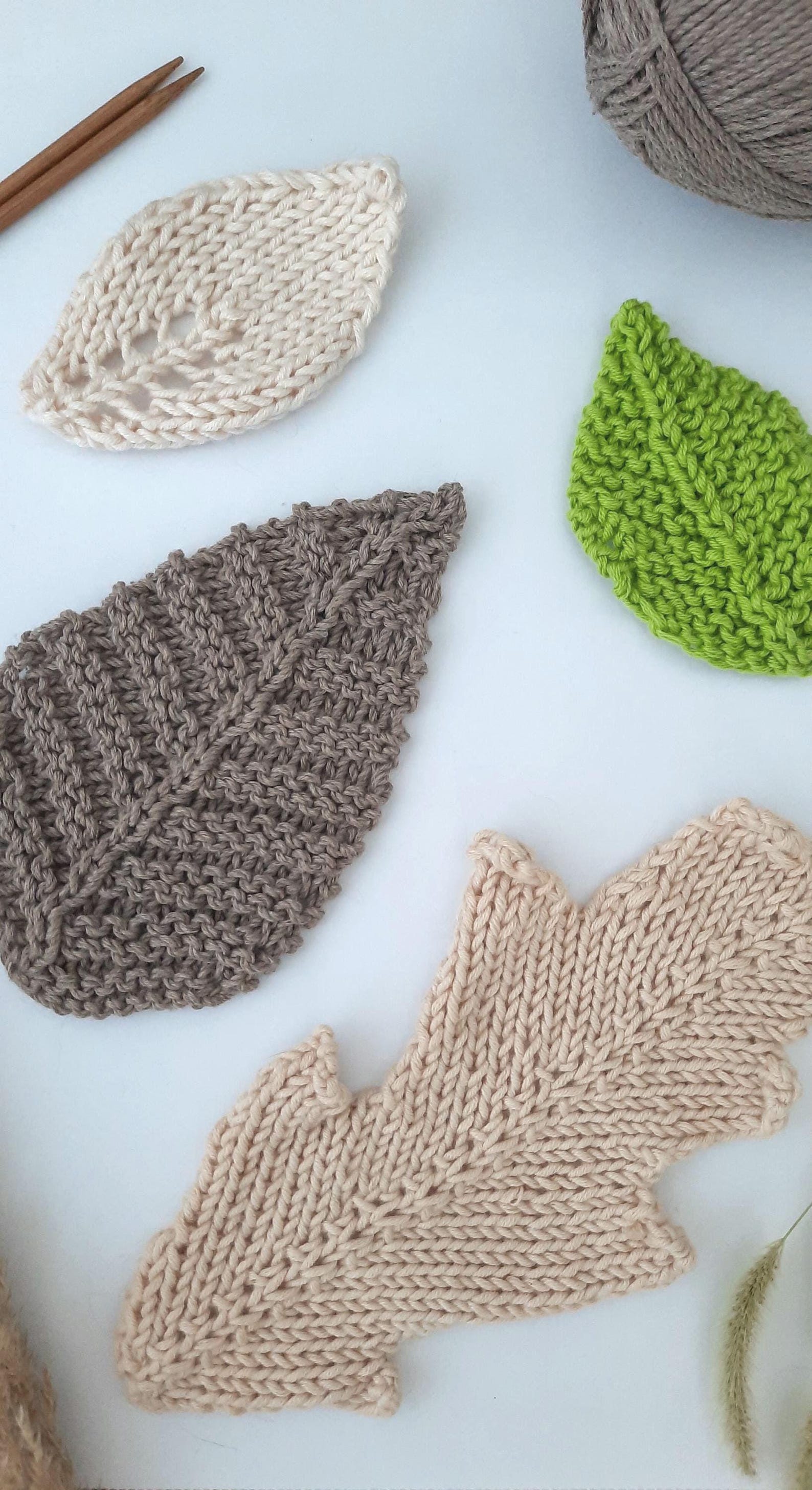 Leaves and Acorn Knitting Pattern, Home Decor (PDF Pattern) - Etsy
