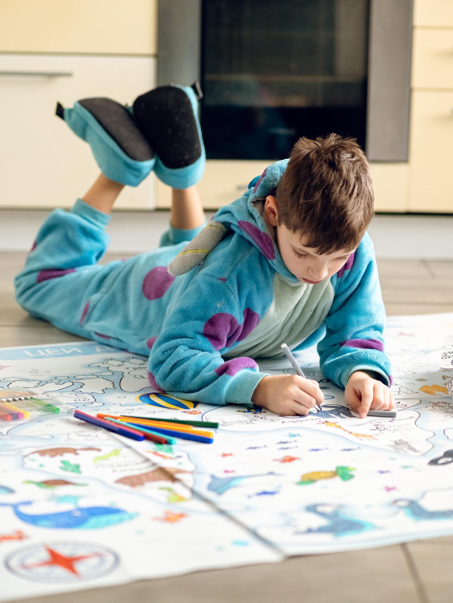 World Map Coloring Pages Wall Art, Giant Color Poster, Personalized Map ...