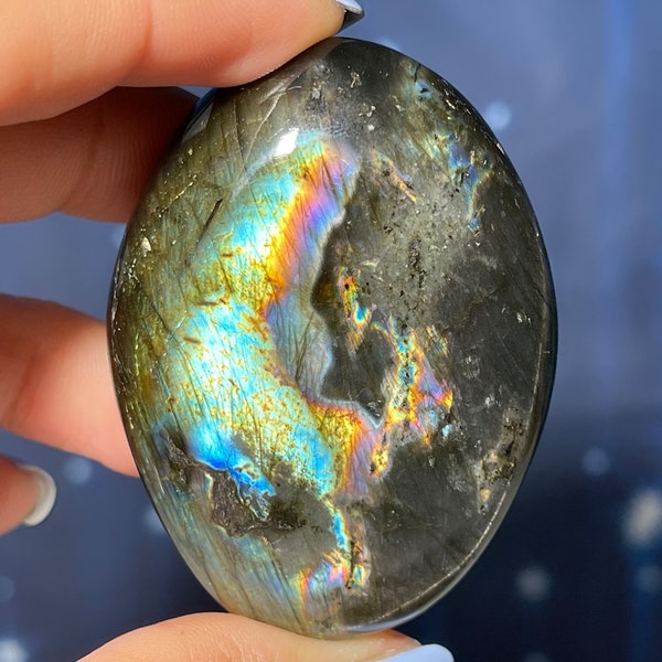 Rainbow Labradorite Palm Stone - Etsy