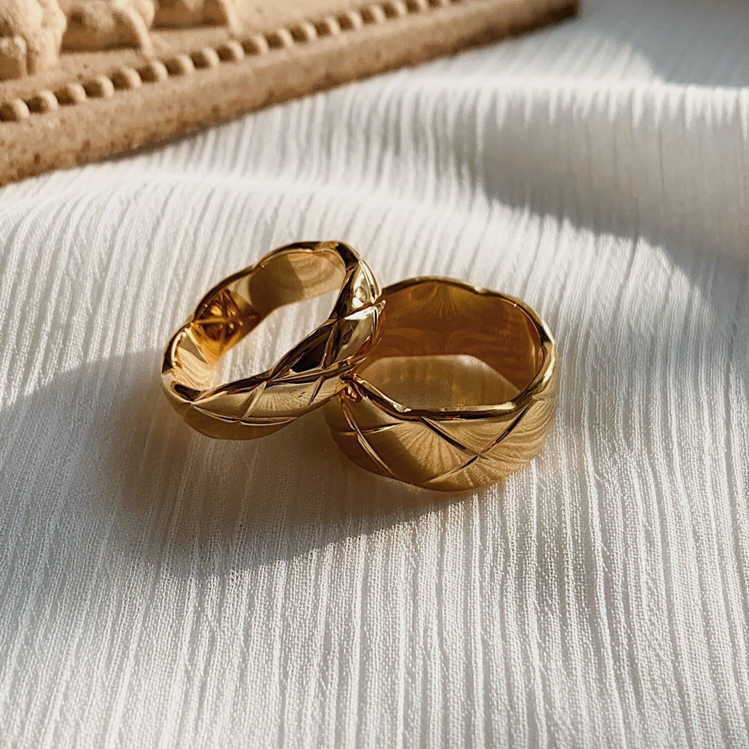 18k Gold Band - Etsy