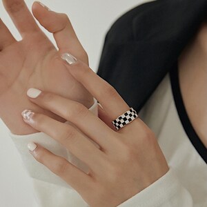 18K Gold Checkered Ring Enamel Ring Wide Checkered Band - Etsy