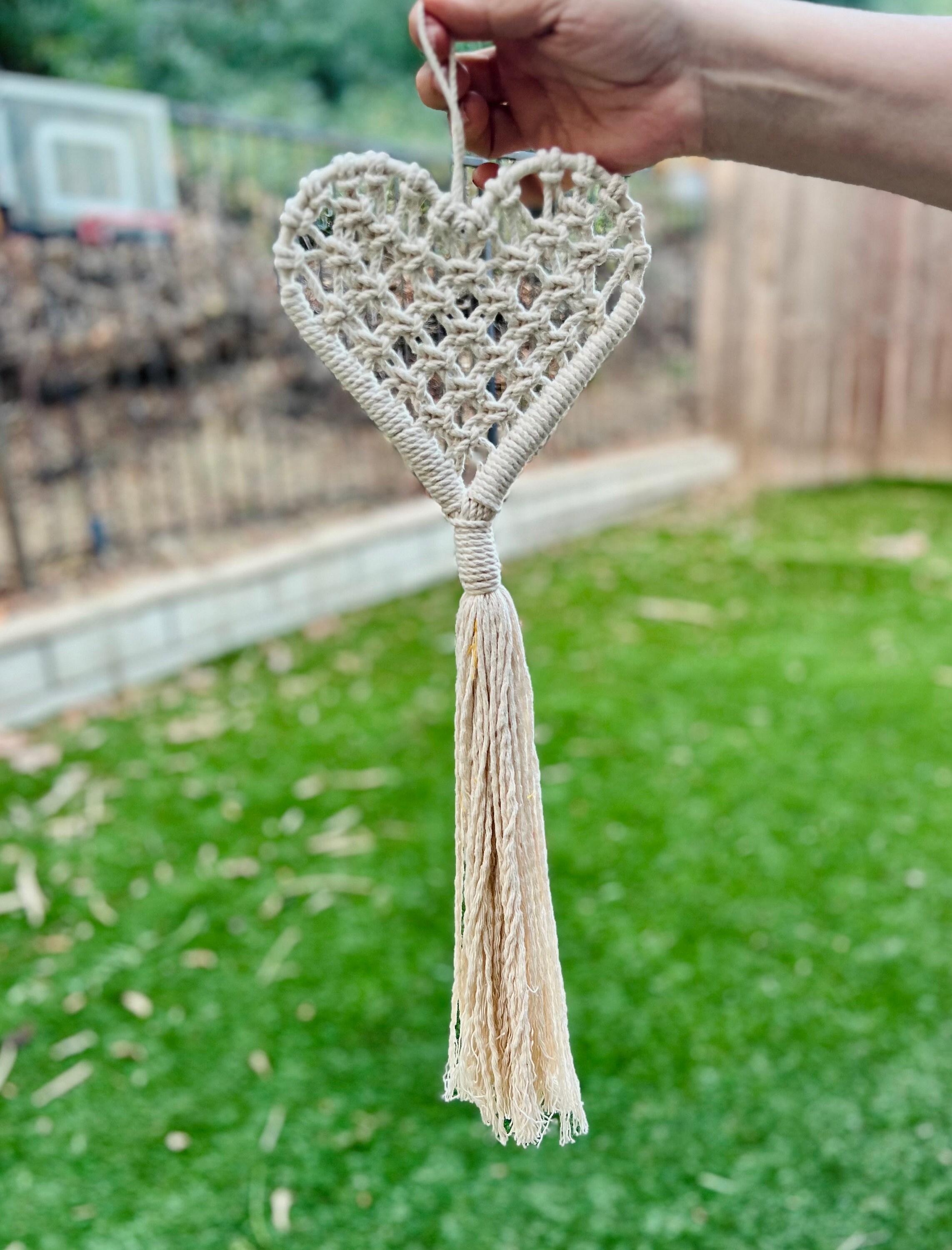 Cute Macrame Heart Wall Decor, Boho Chic House Decoration, Macrame Wall ...