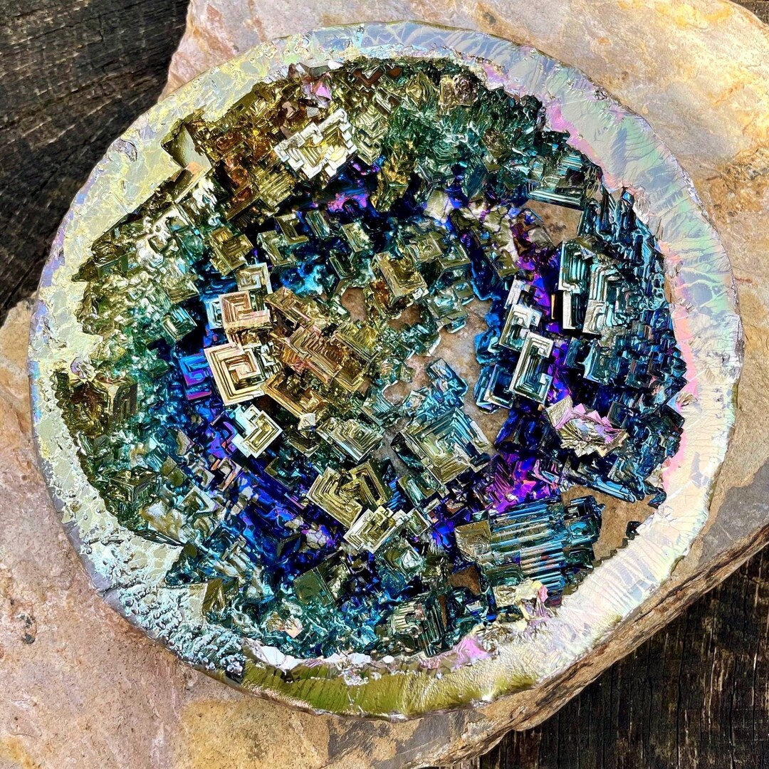 Iridescent Gold Bismuth Geode Bowl Cubic & Staircase Crystals 18 Oz - Etsy