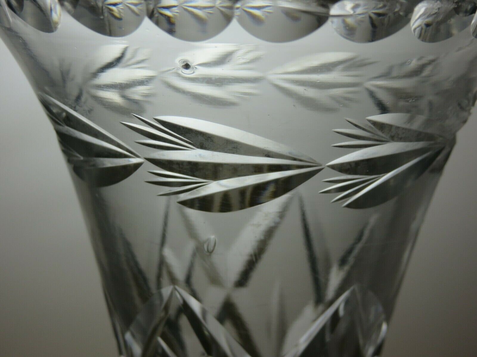Lovely Lead Cut Glass Crystal Vase 8 1/8 44D - Etsy UK