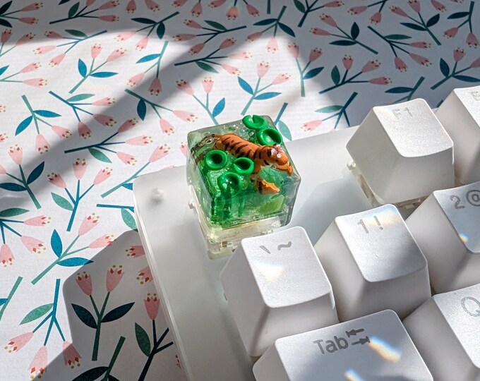 Tiger in Lotus Pond Keycaps - Etsy