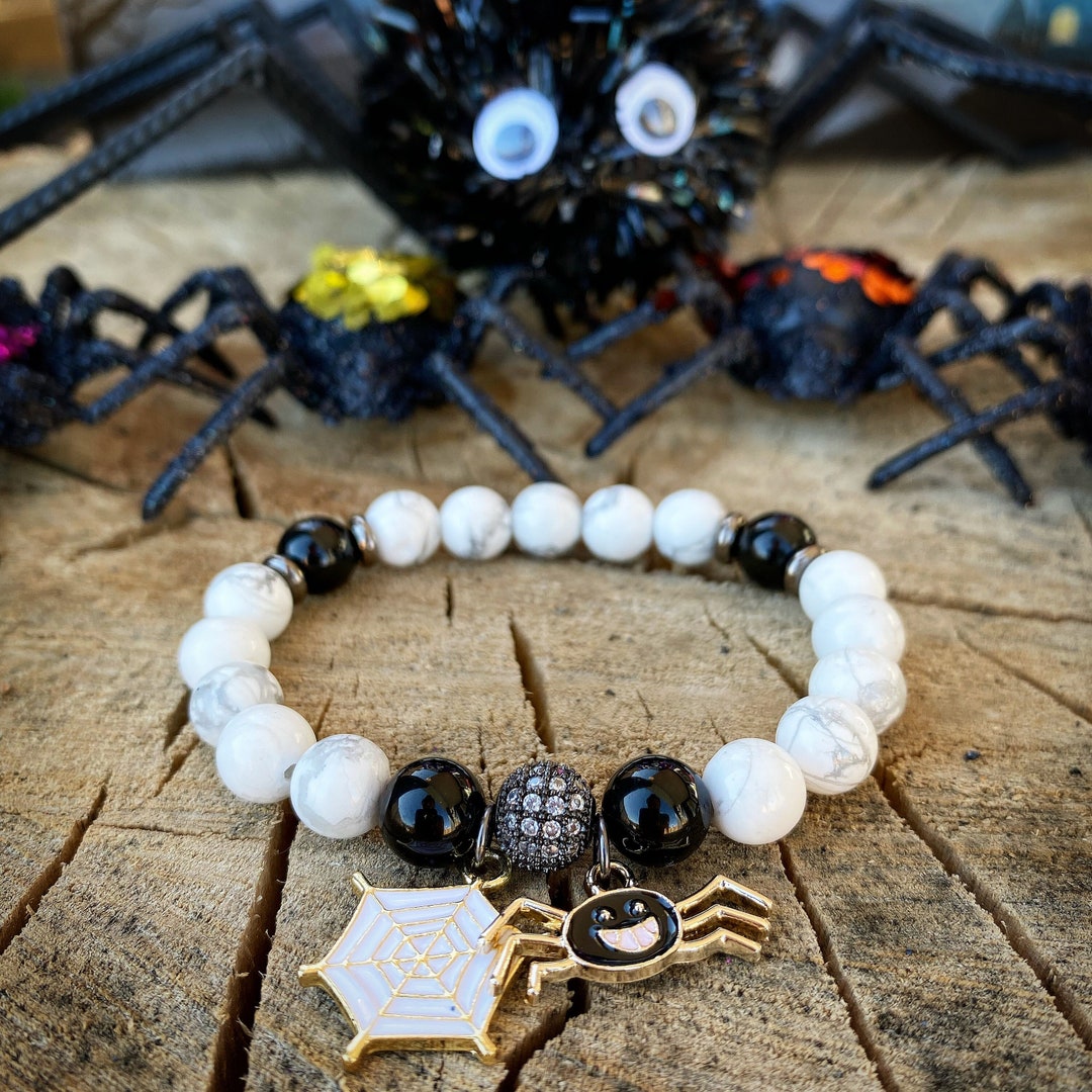 Spider Charm Bracelet Halloween Bracelet for Girls Howlite Bracelet ...