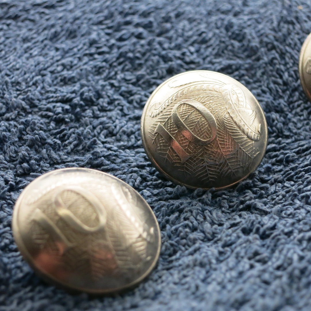 Handmade Upcycled Australian Ten Cent Domed Coin Buttons (set of 3) - Etsy