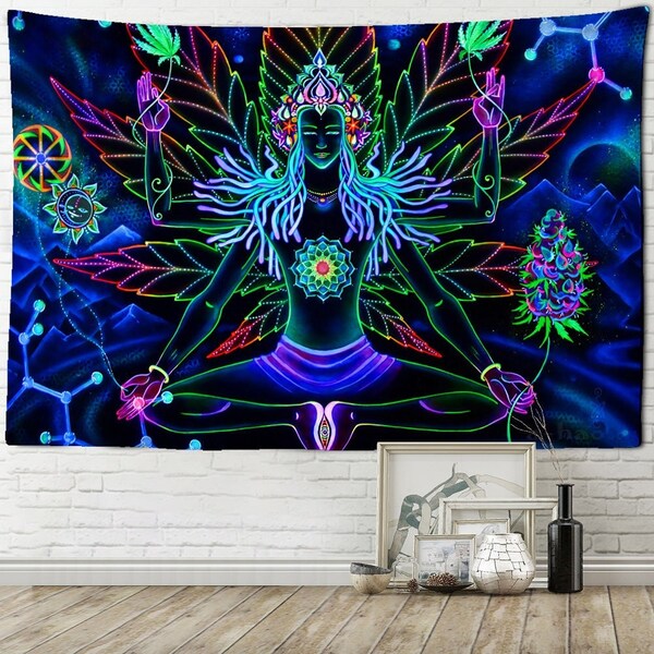 Trippy Tapestry - Etsy