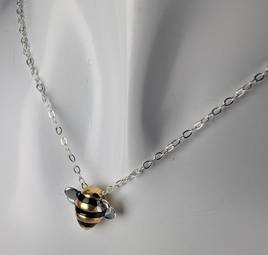 Bumble Bee Necklace for Women Pendant, Silver Plated Necklace Chain 18 ...