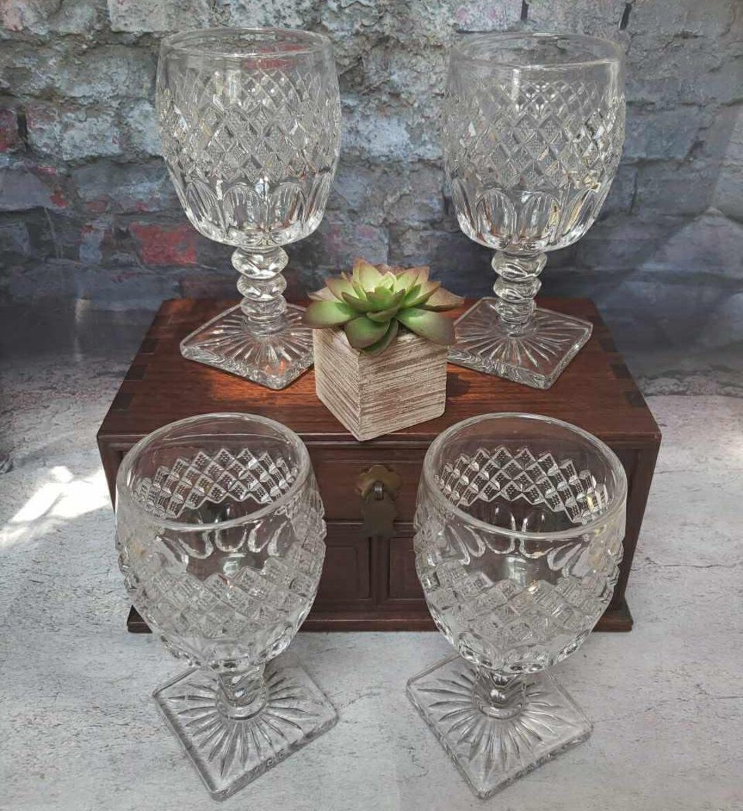 Set of 4 clear GLASS GOBLETS diamond Thumbprint Notched Stems/square ...