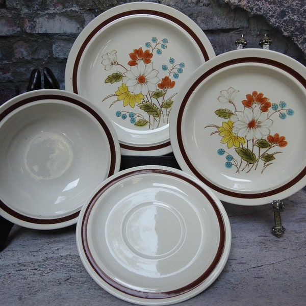 Four Seasons Plate - Etsy
