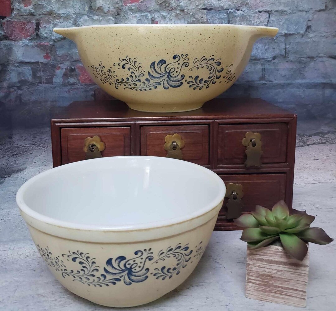 Pyrex Homestead Bowls 402 & 443 Bowls - Etsy