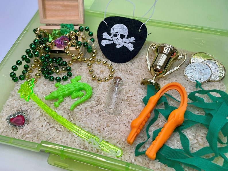 Pirate Sensory Bin, Pirate Activity, Sensory Toy, Pretend Play, Play ...