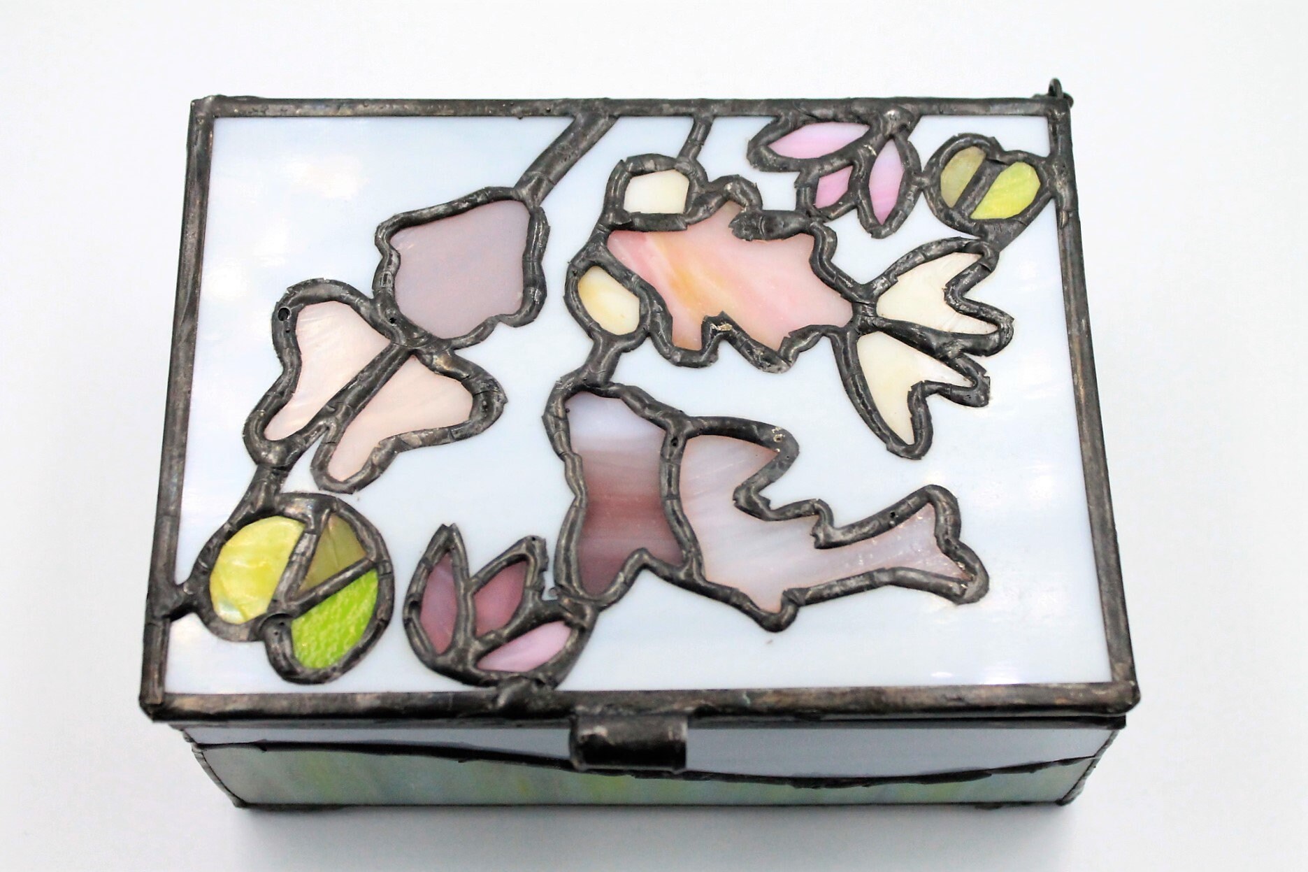 Japanese Koi Fish Box, Grey and Light Green Stained Glass Jewellery ...