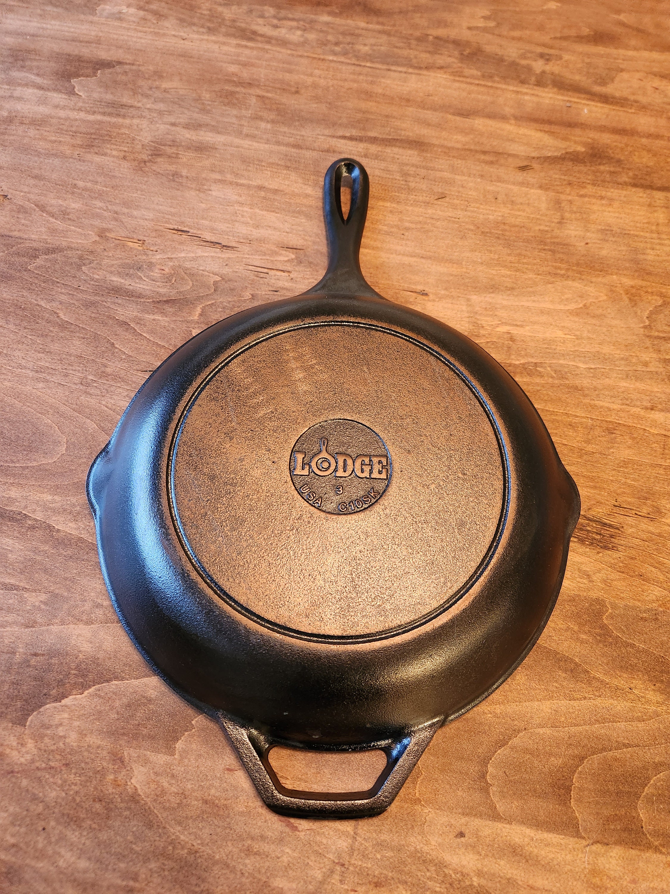 10-inch Smooth Cast Iron Skillet Seasoned - Etsy