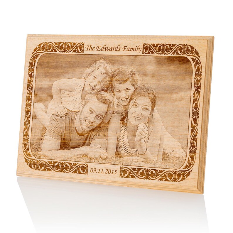 Engraved Family Portrait, Custom Family Photo Gifts for Family Reunion ...