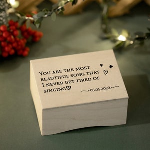 Music Box With Custom Song, Gifts for Boyfriend, Girlfriend, Couples ...