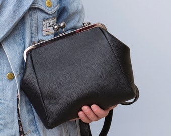 Kiss Lock Bag - Etsy