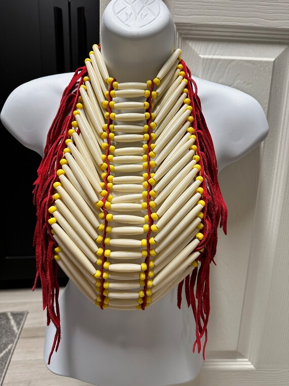 native bone choker - Gem