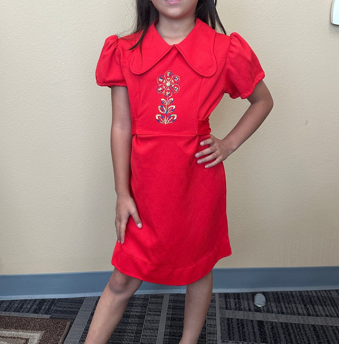 Vintage 70s Daisy Embroidered Daisy Dress Made in USA Sold Red Girls ...