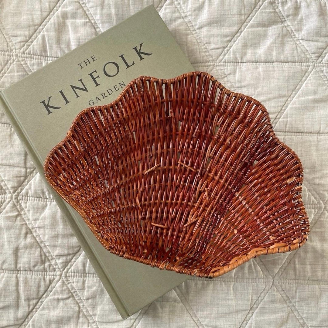 Vintage Wicker Clam Shell Basket Dish - Etsy