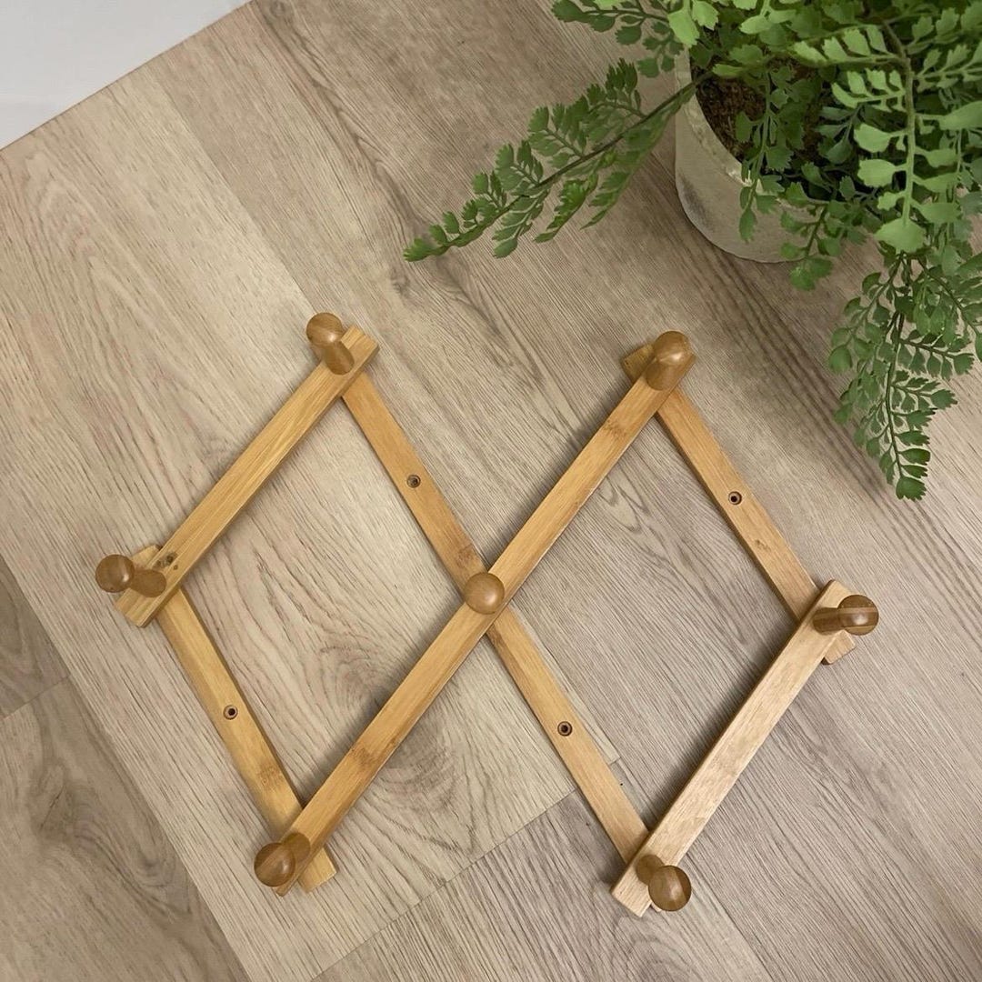 Wooden Peg Wall Rack With 7 Pegs - Etsy