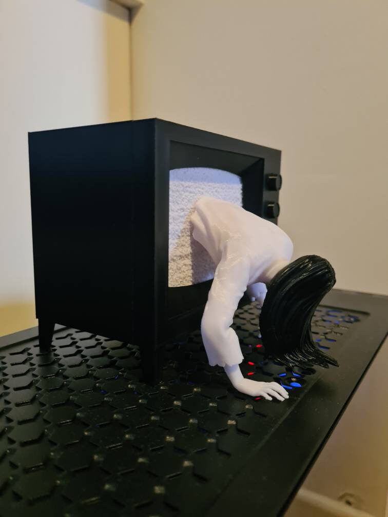 Samara/sadako TV Scene Model With Lights the Ring Movie - Etsy