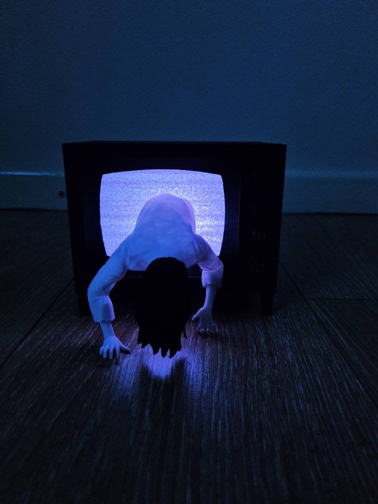 Samara/sadako TV Scene Model With Lights the Ring Movie - Etsy