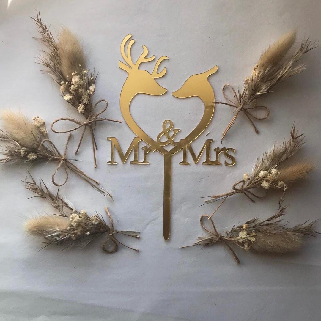 Buck and Doe Mrs & Mrs Cake Topper | With Optional 6 X Posies | Gold ...