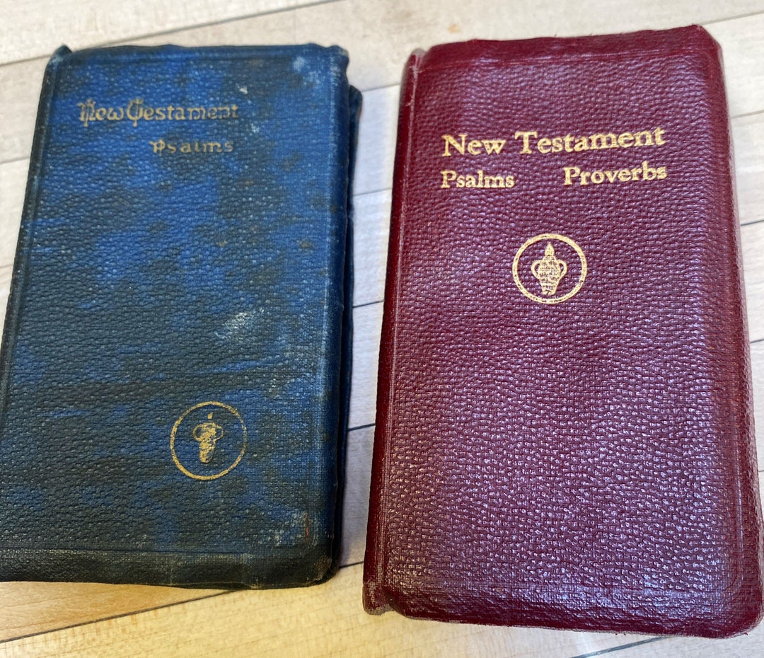 Vintage Pocket Bibles “ New Testament “ - Etsy