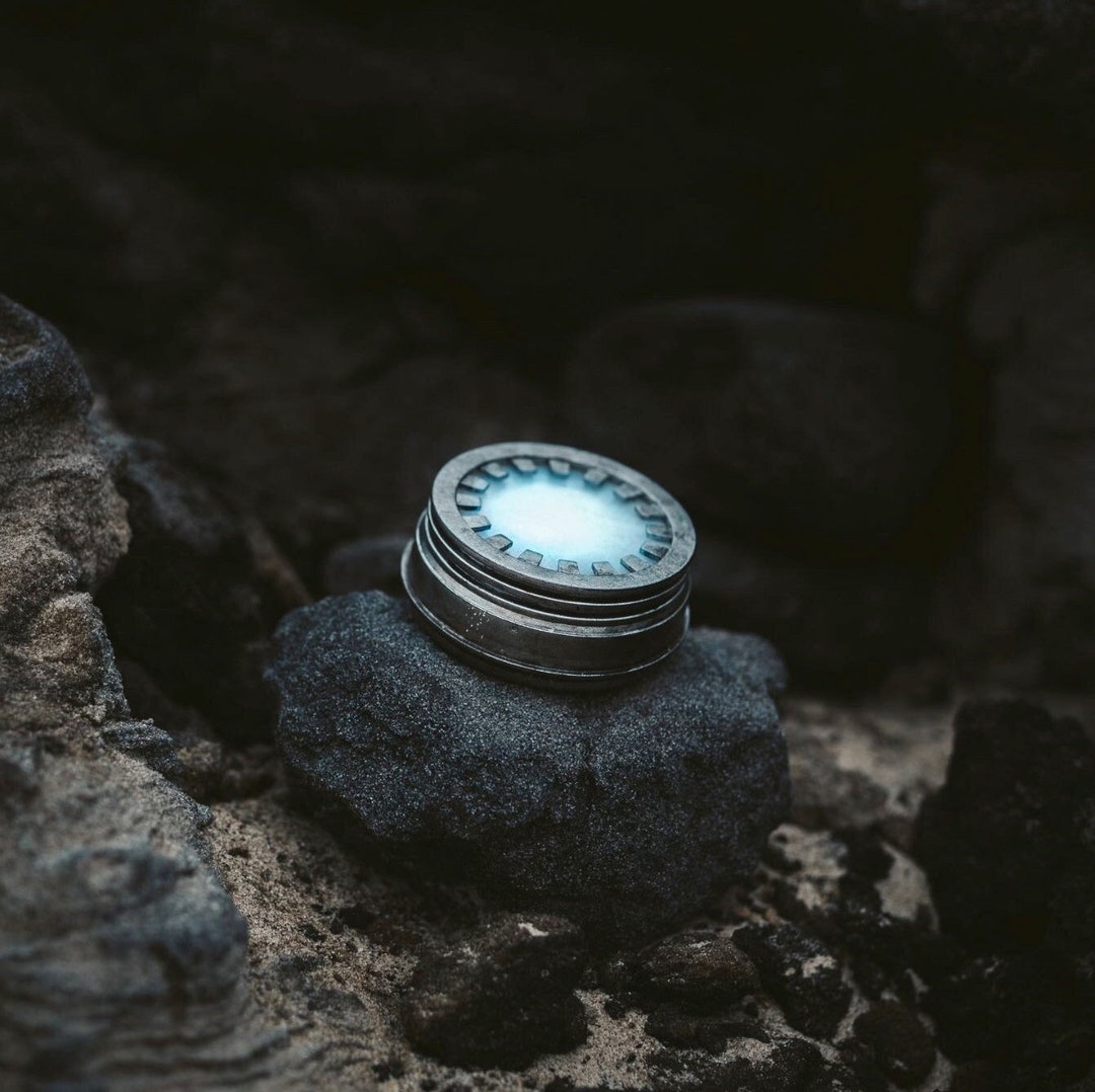 Bounty Puck 3D File (star Wars Inspired) - Etsy