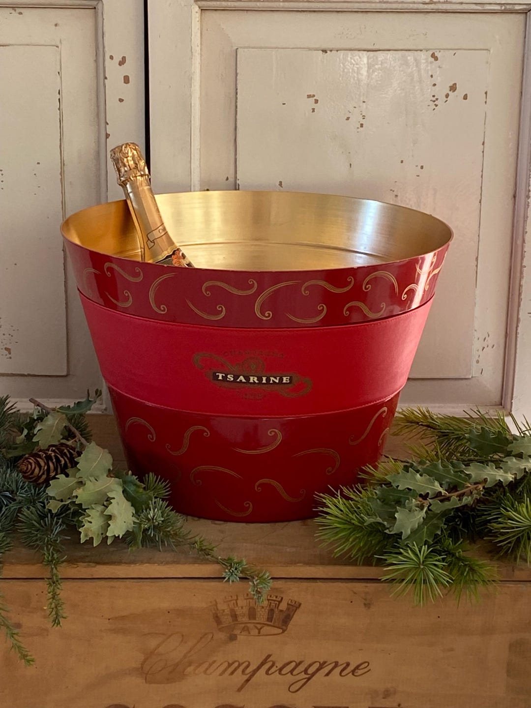 Tsarine Champagne Extra Large Ice Bucket. Champagne Bath to Chill ...