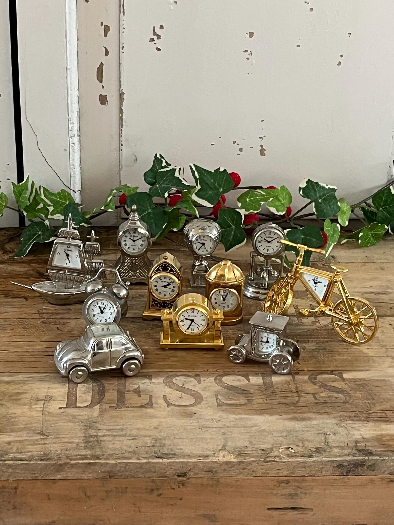 Le Temps French Miniature Quartz Clocks Collection. A Set of Eleven ...
