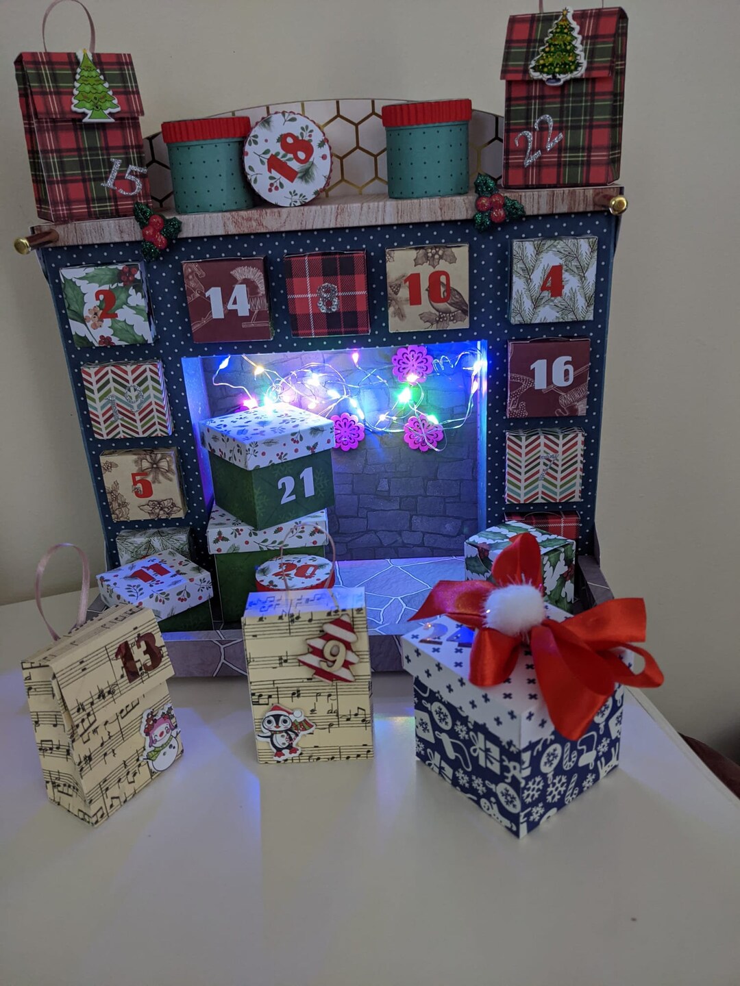 SVG Files to Create This Magical Christmas Fireplace Advent Calendar - Etsy