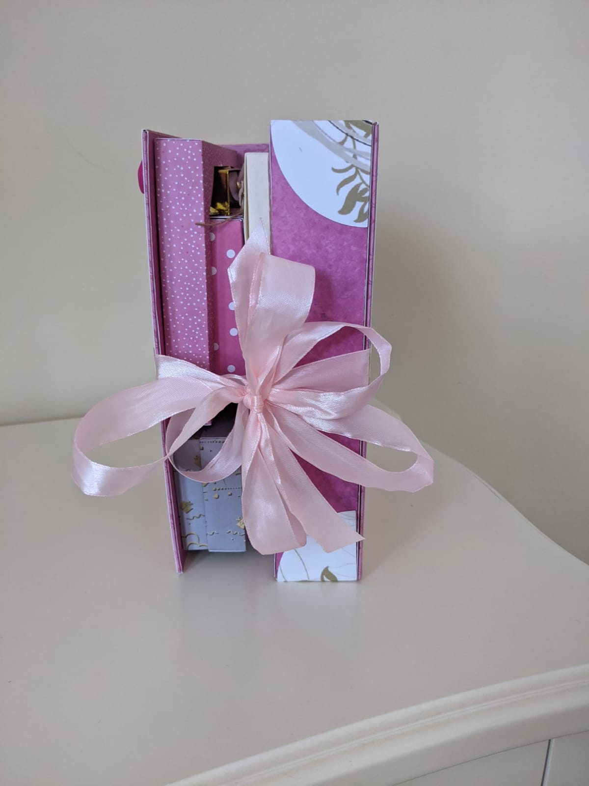 SVG Files to Make a Birthday Gift Book With Gift Boxes and - Etsy