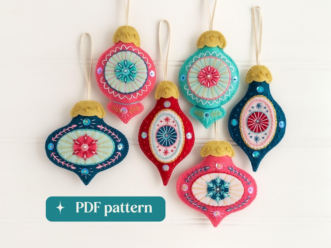 Felt Christmas Baubles Embroidery Pattern, DIY Holiday Décor, Set of ...