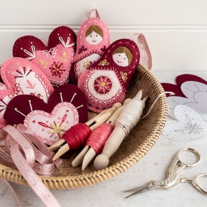 Folk Felt Hearts and Matryoshka Dolls Pattern Bundle, DIY Embroidered ...