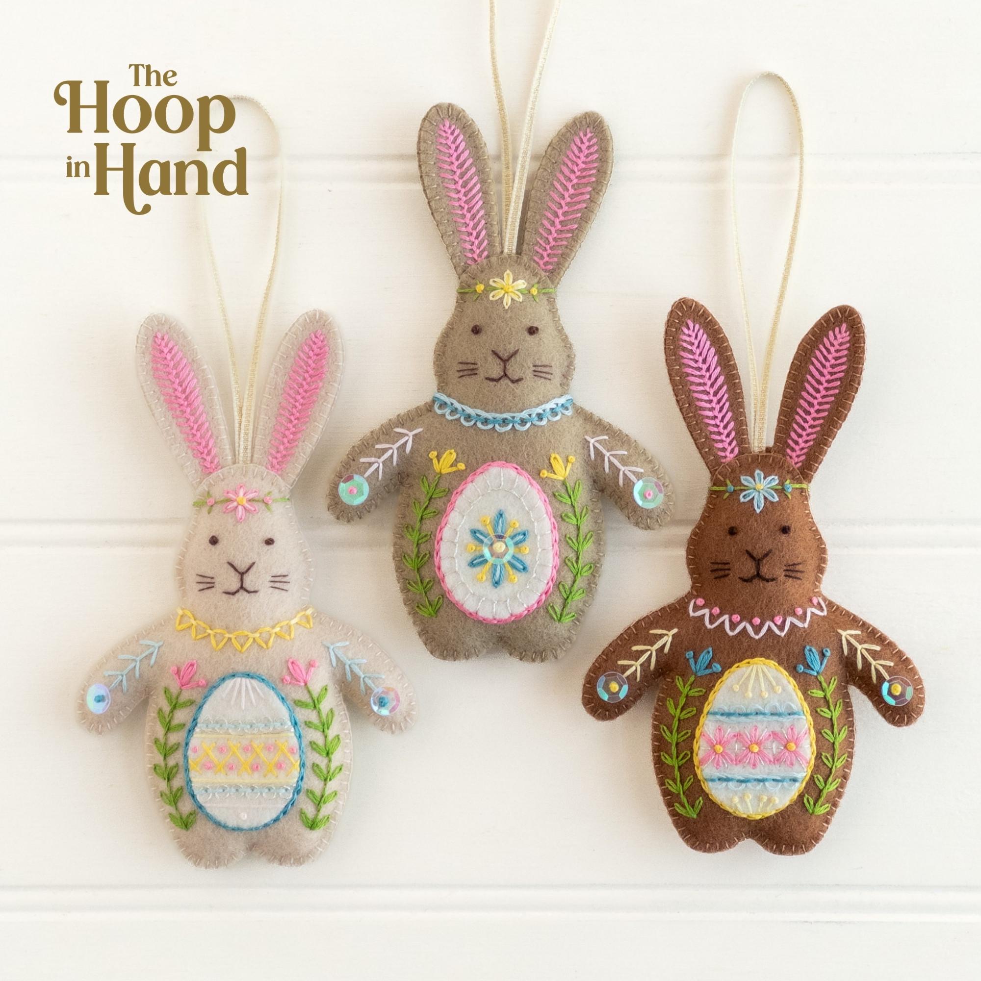 Felt Easter Bunnies Embroidery Pattern, Set of Three DIY Hanging ...