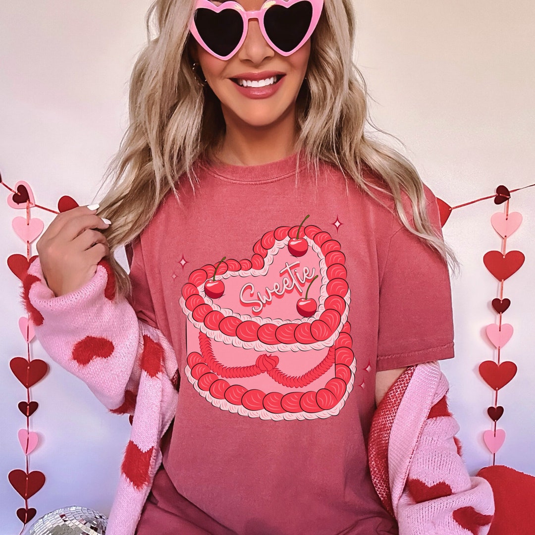 Valentine Sweetie Heart Cake T-shirt, Valentines Shirts for Women ...