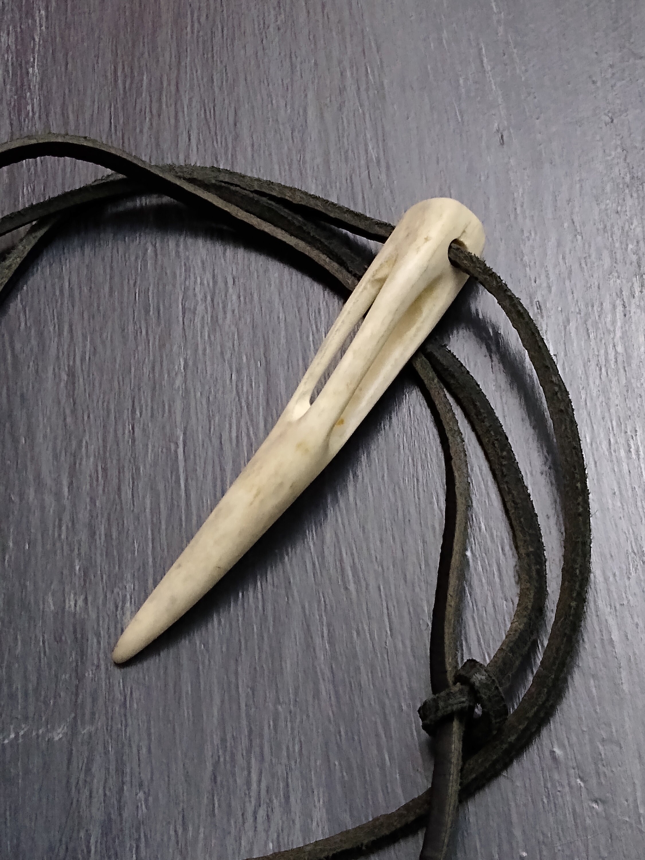 Carved 3 Pillar Whitetail Deer Antler Point Necklace, Antler Necklace ...