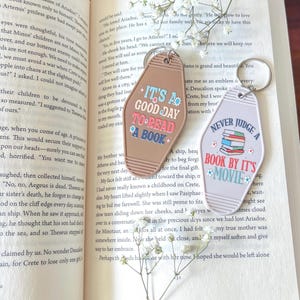 Book Keychain, Retro Motel Keychain, Book Lover Motel Keychain, Bookish ...