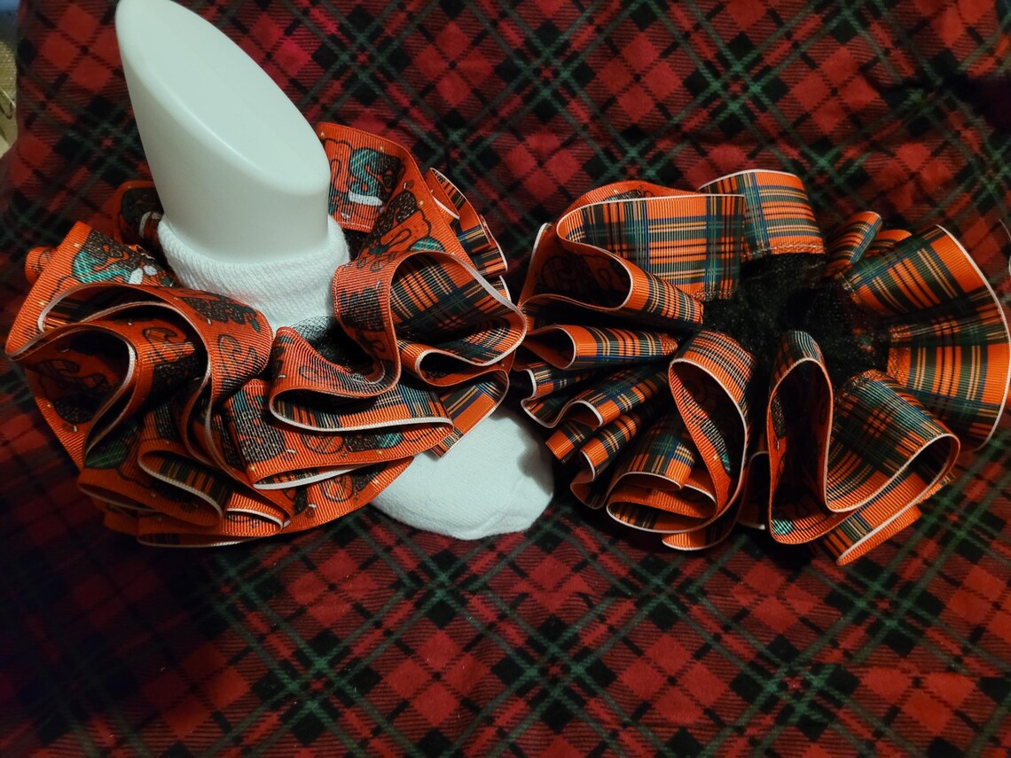 Ruffle Anklets - Etsy