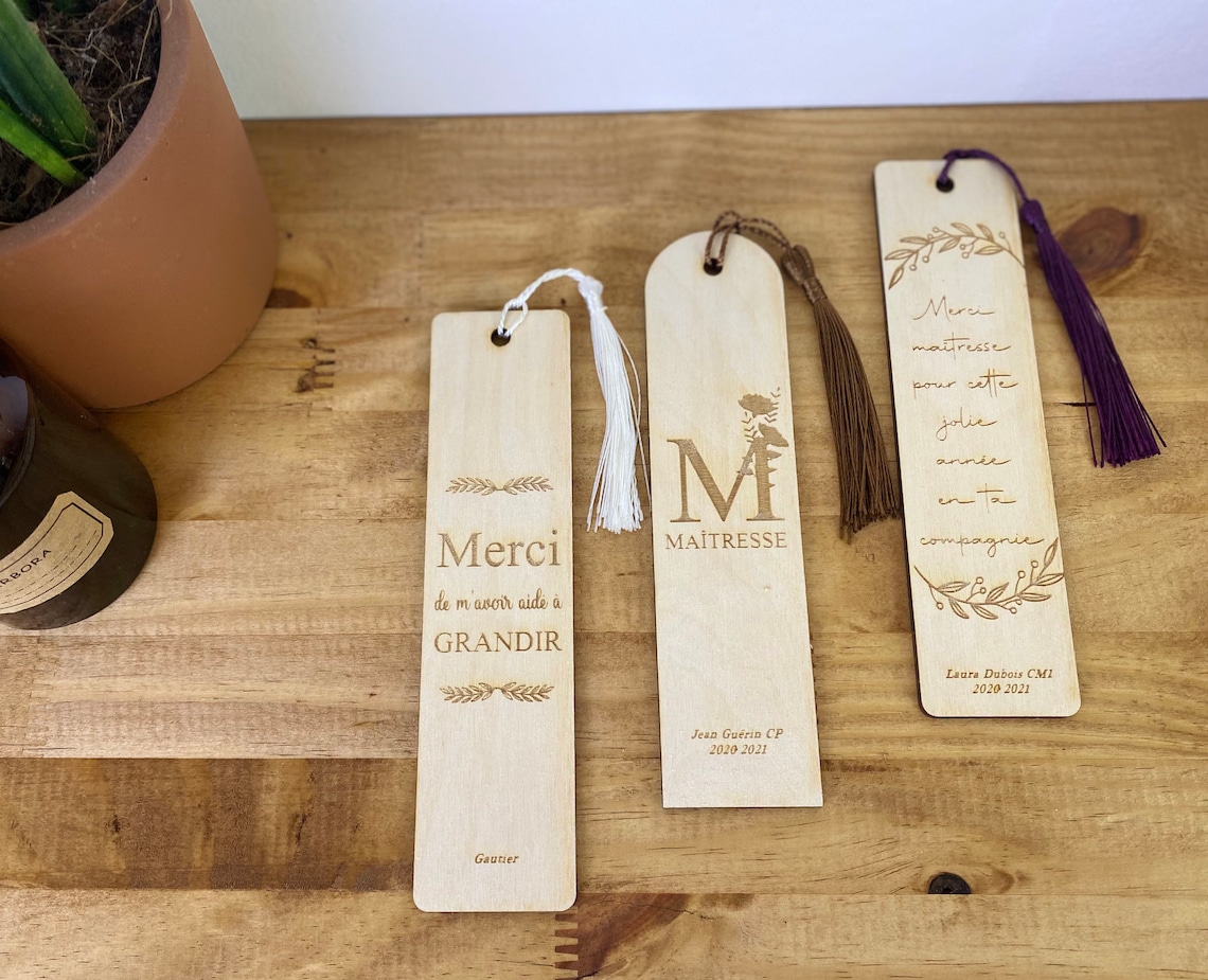 Marque page personnalisé en bois - Etsy France