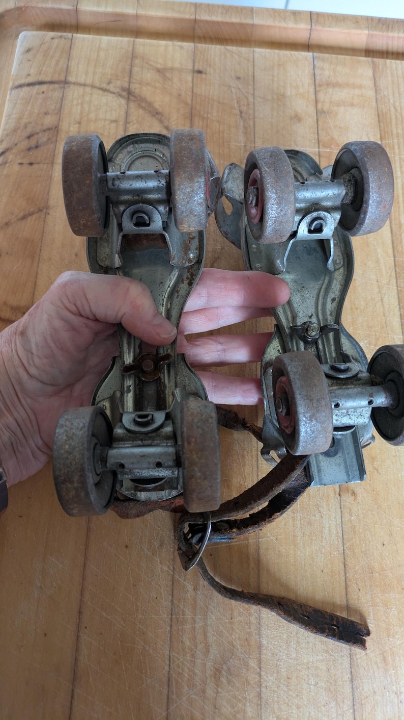 Vintage Metal Roller Skates - Etsy
