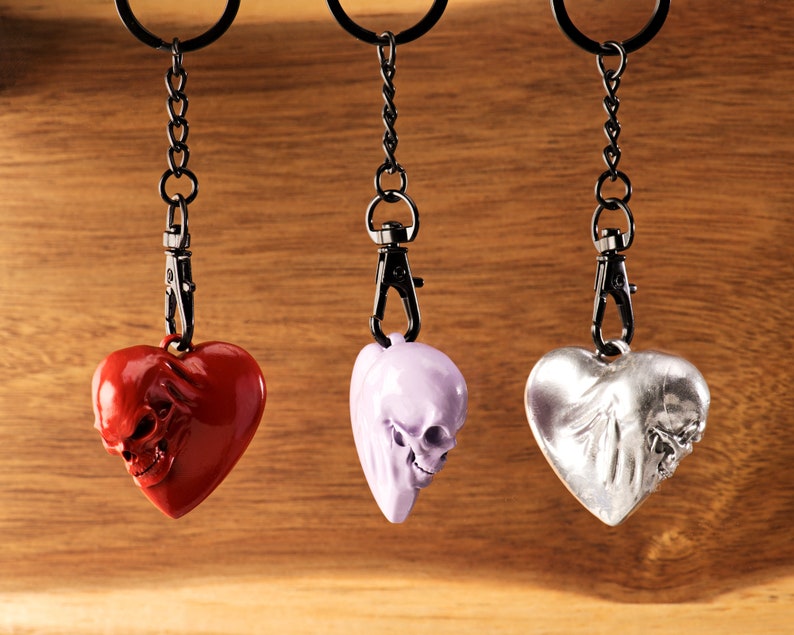 3D Printed Retro Skull Heart Keychain - Hand Painted in Red, Pink, or ...