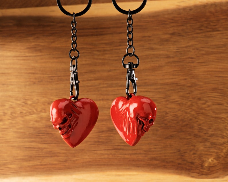 3D Printed Retro Skull Heart Keychain - Hand Painted in Red, Pink, or ...