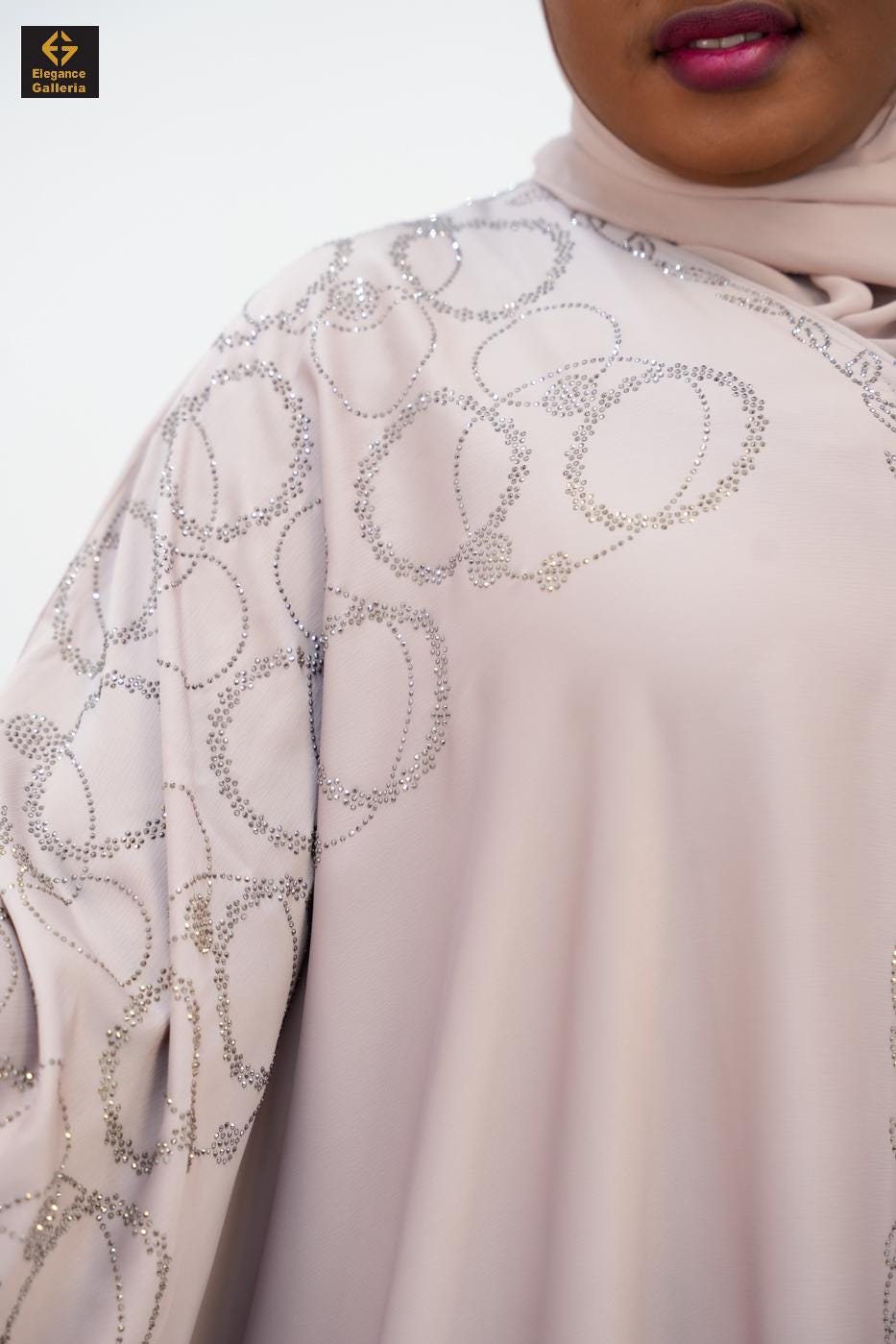 Classic Luxury Farasha Abaya With Embellished Detailing - Etsy