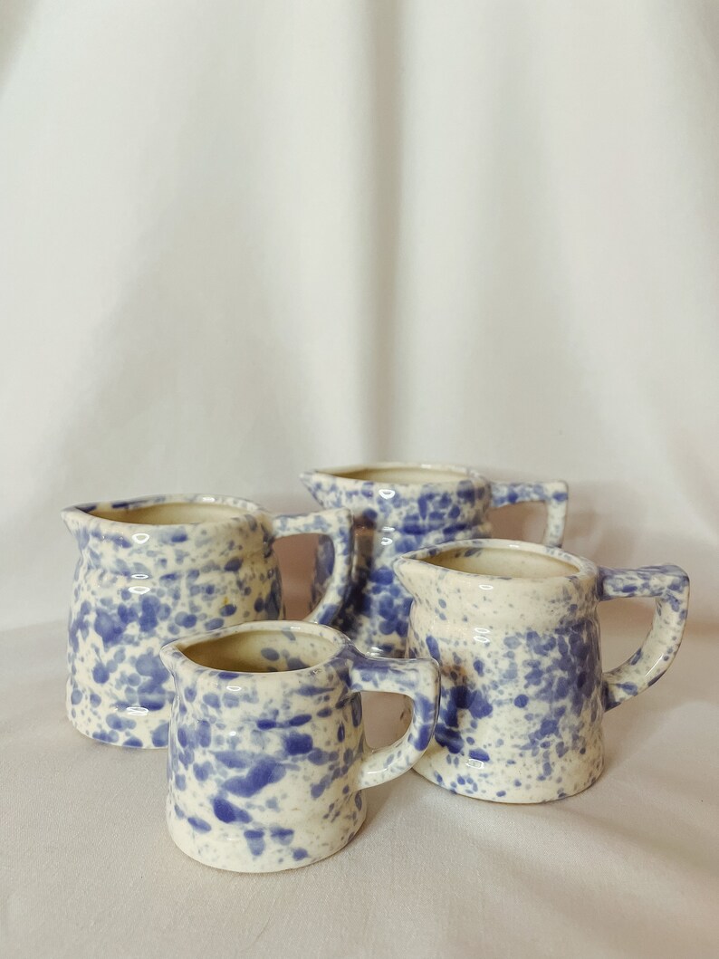 Vintage Set of Miniature Ceramic Pitchers - Etsy