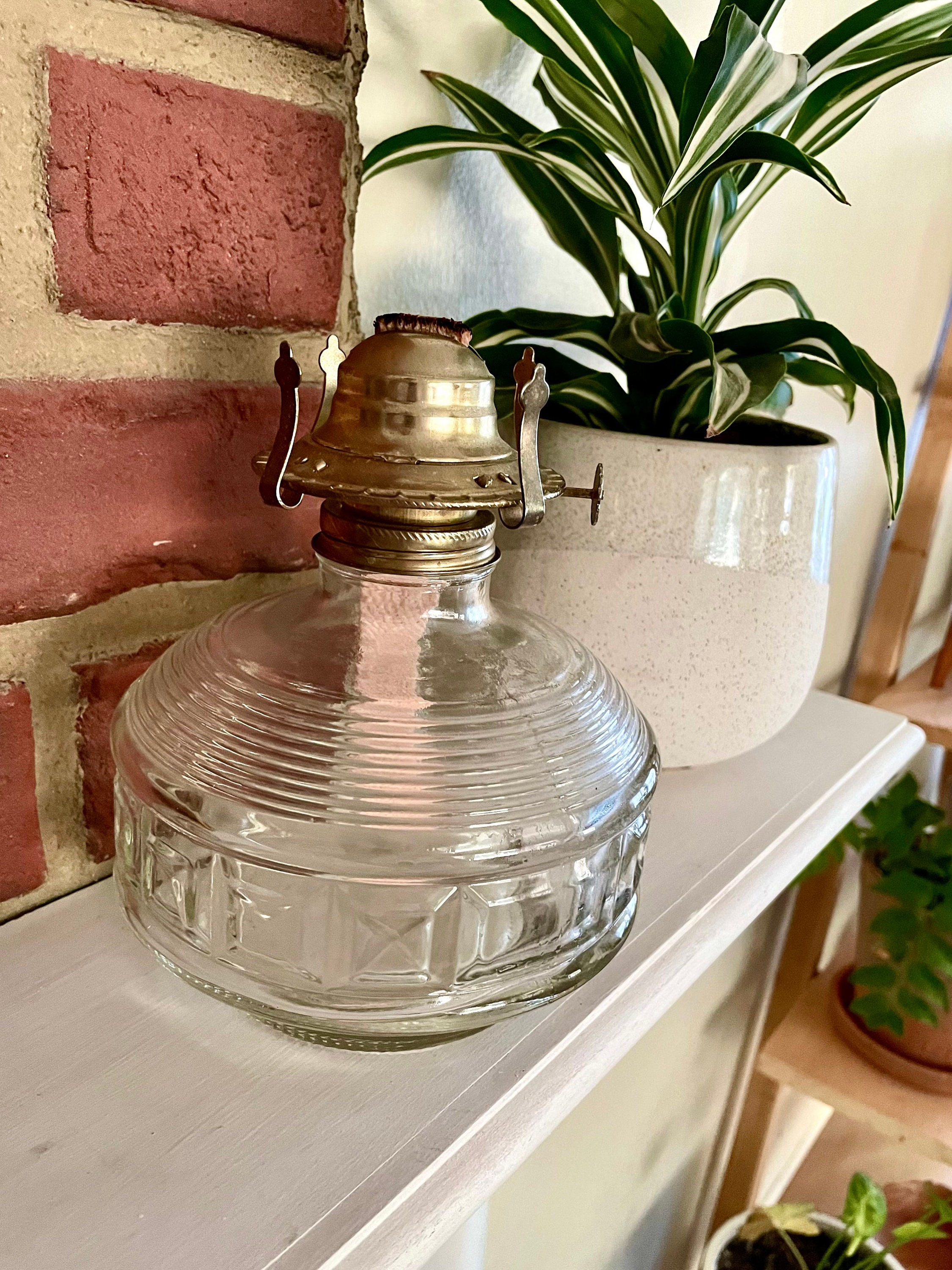 Vintage Lamplight Farms Oil Lamp - Etsy